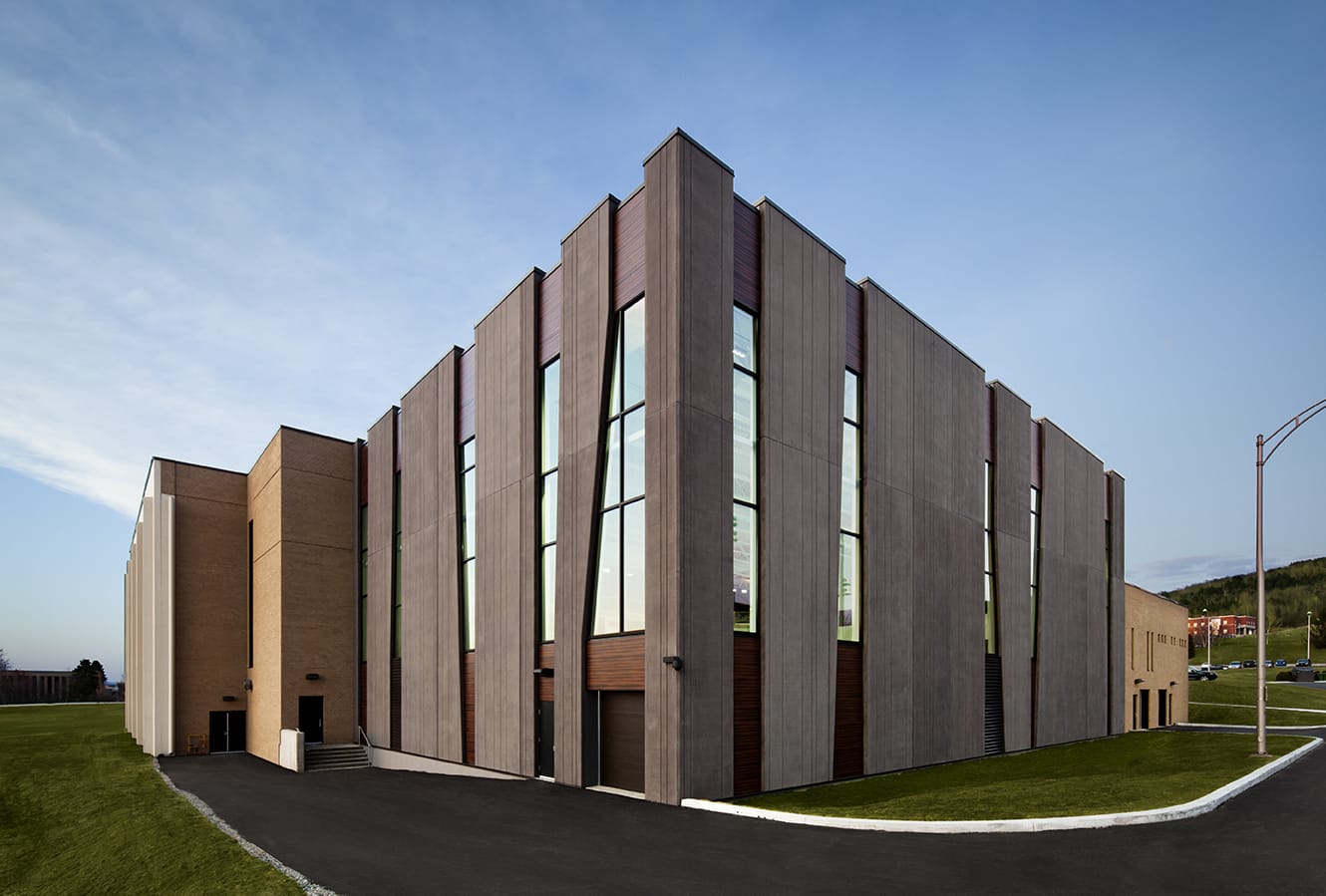University of Sherbrooke Aquatic Complex - Héloïse Thibodeau Architecte